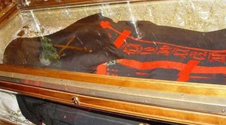 Όσιος Πατάπιος: Συγκλονίζουν οι μαρτυρίες από τα θαύματά του | Loutraki 365