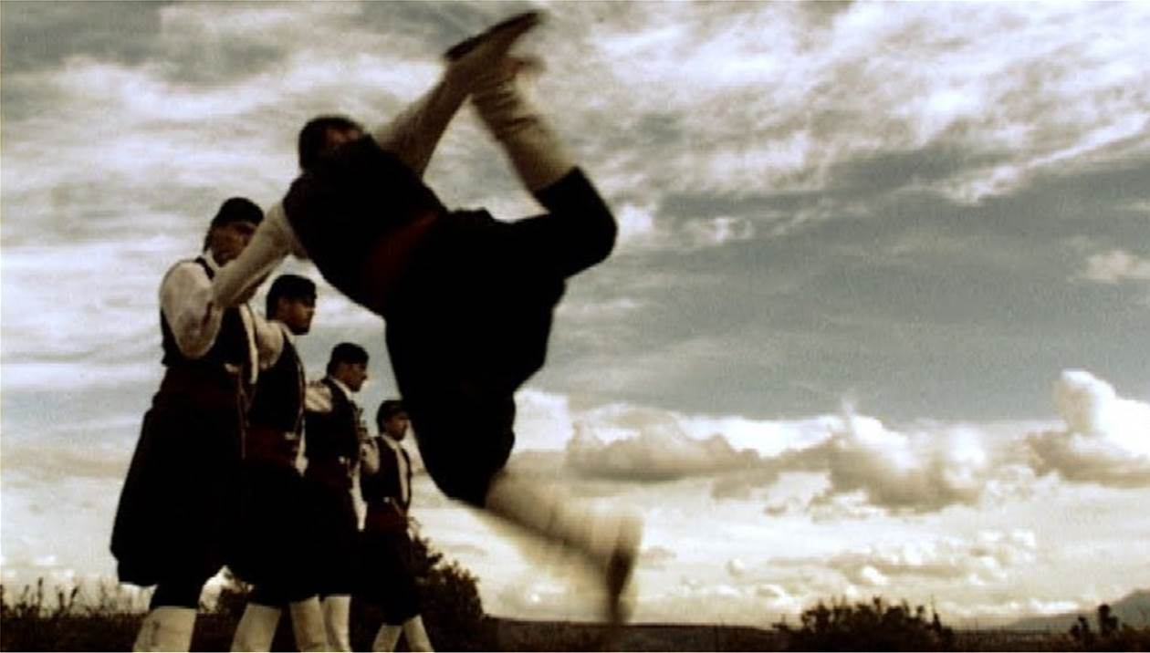 Οι Κρητικοί της Κορινθίας τιμούν τη γιορτή της τσικουδιάς (video ...