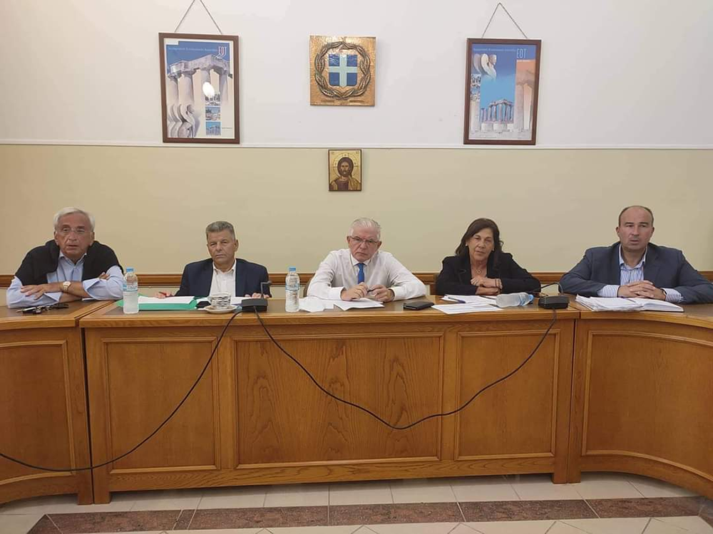 Σύσκεψη στην Π.Ε. Κορινθίας με τον πρόεδρο του ΕΛΓΑ | Loutraki 365