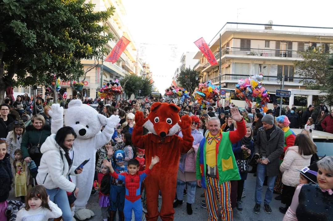 Πλήθος κόσμου στο παιδικό καρναβαλι του Λουτρακίου (Εικόνες) | Loutraki 365