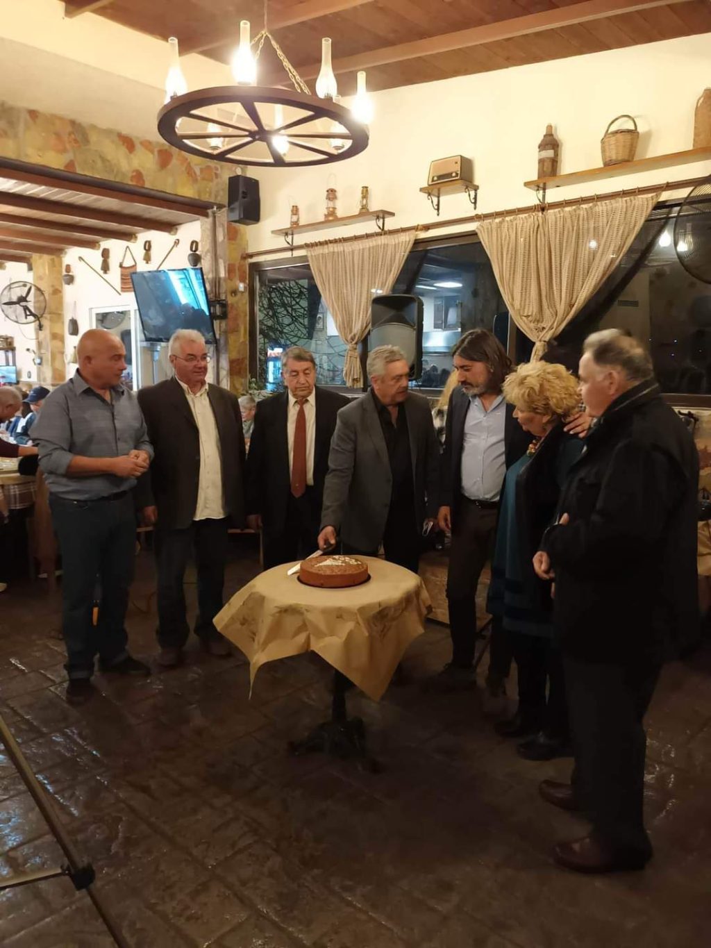 Εκοψε πίτα η Ομοσπονδία Εξωραϊστικών Συλλόγων Αγ.θεοδώρων | Loutraki 365