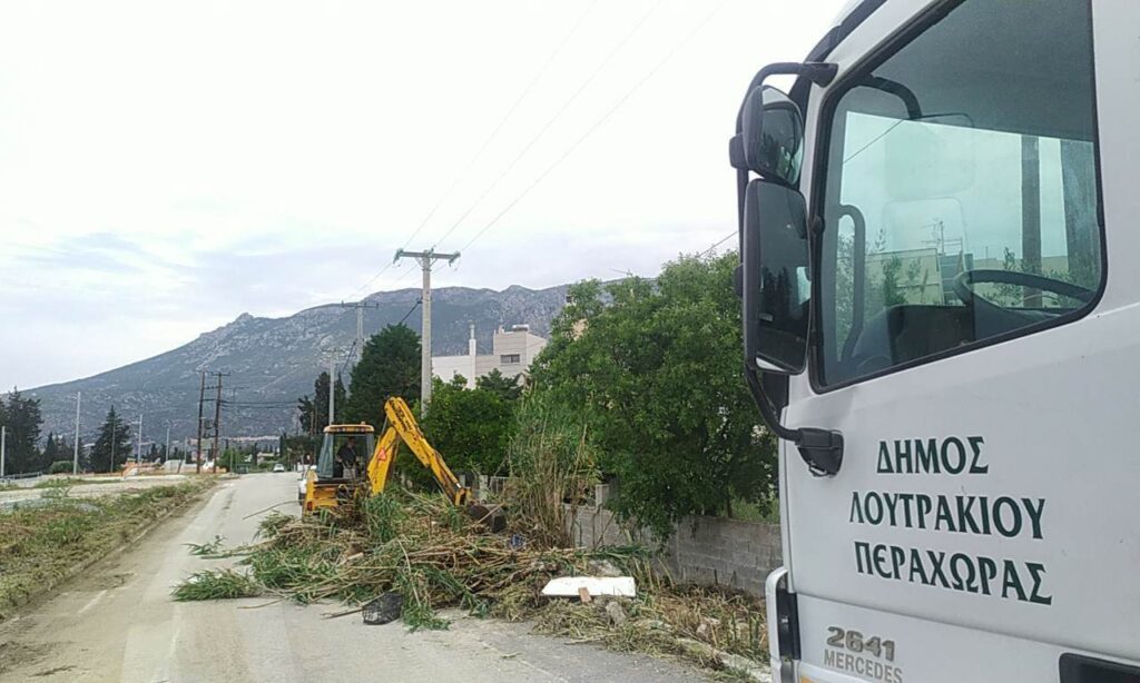 Εκτενείς δράσεις καθαρισμού και πρασίνου σε κάθε γωνιά του Δήμου ...