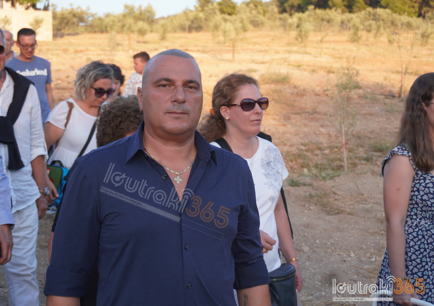 Άστραψε και βρόντηξε ο Δημήτρης Μπίτζιος - "Οι εκβιασμοί, οι ...