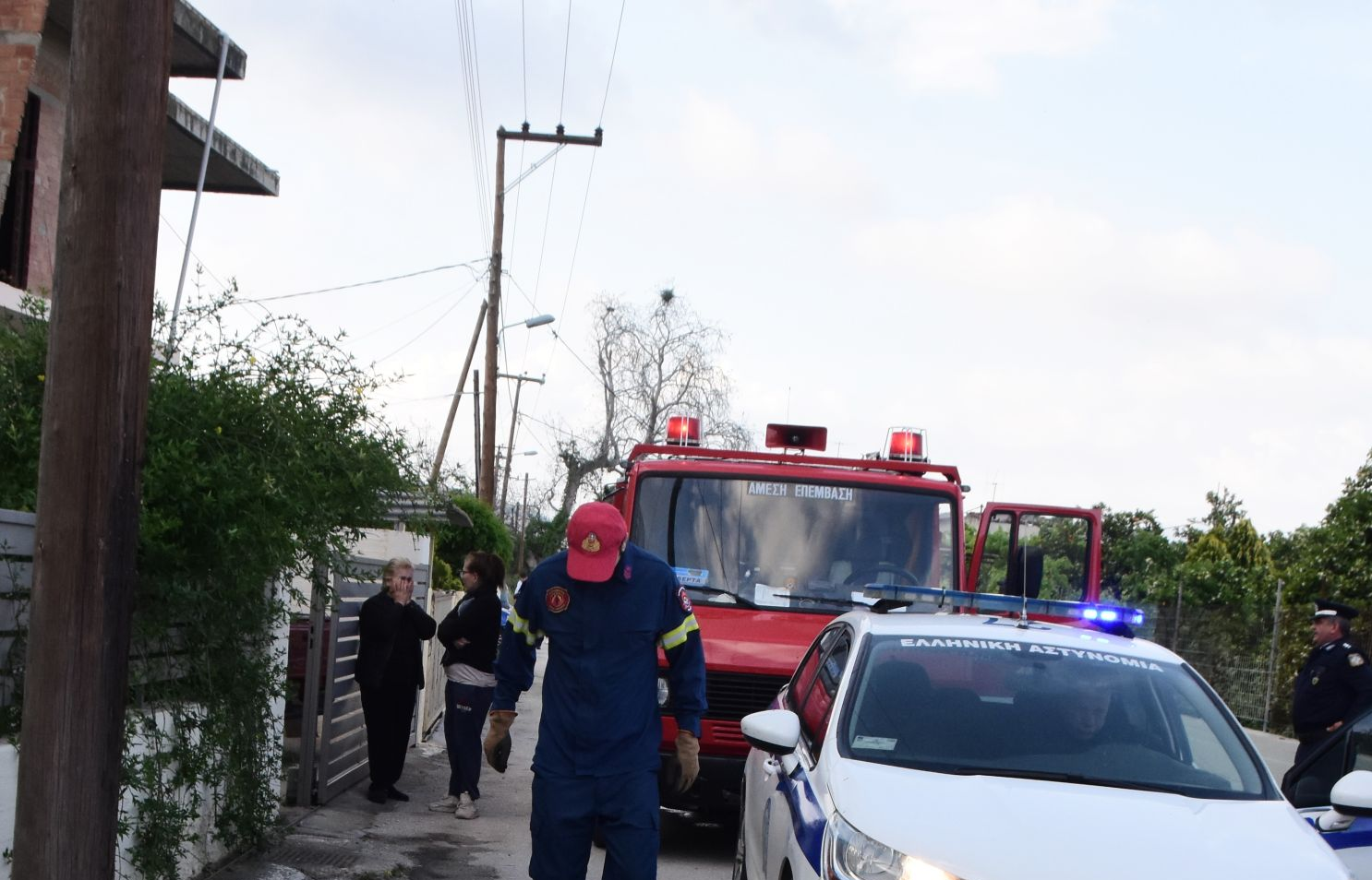 Θεσσαλονίκη:Τούρκος σώθηκε από ατύχημα, αλλά έδειρε Πυροσβέστες γιατί ...