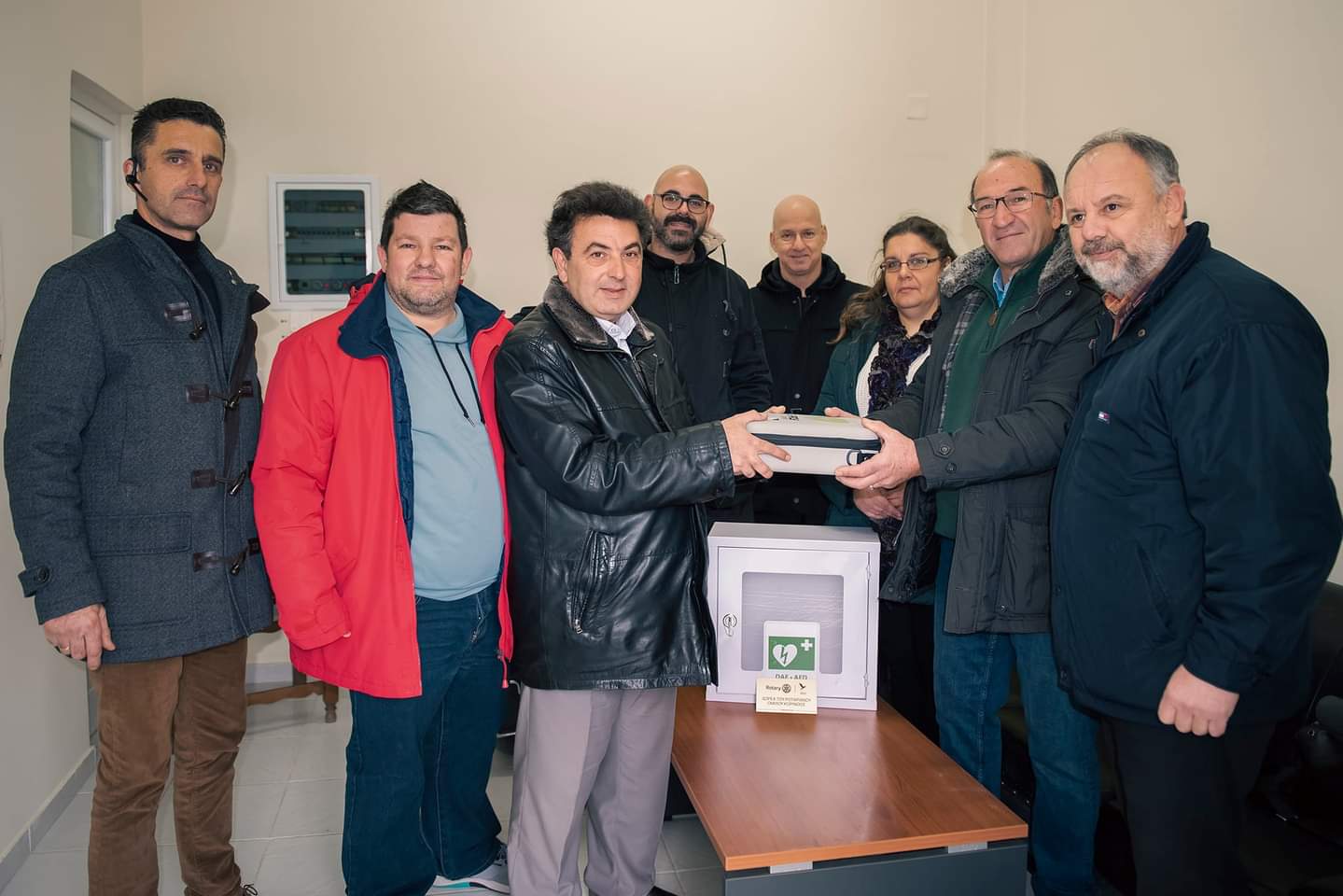 Δωρεά απινιδωτη στα Πίσια | Loutraki 365
