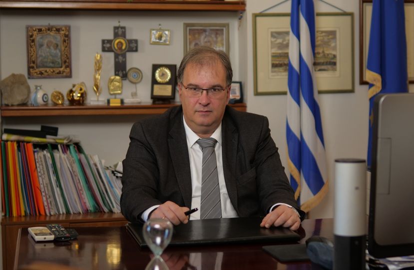 Β. Τσιώτος: "Δεν είναι ο δήμος Ξυλοκάστρου Ευρωστίνης η άγρια Δύση της ...