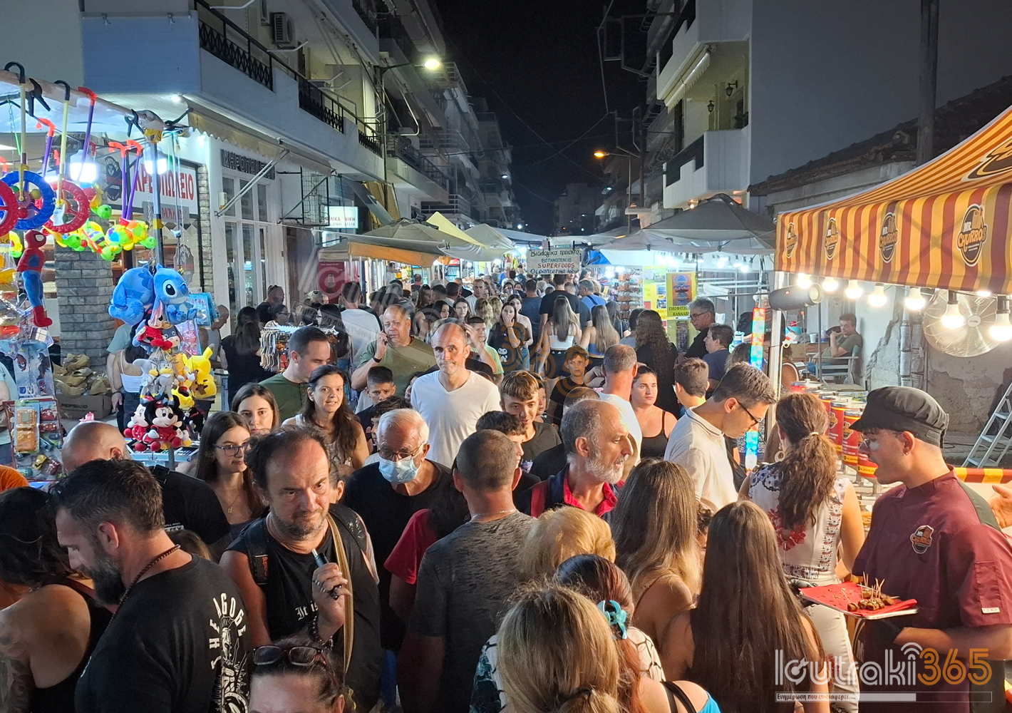Χιλιάδες πιστοί στο πανηγύρι της Παναγίας της Γιάτρισσας στο Λουτράκι ...