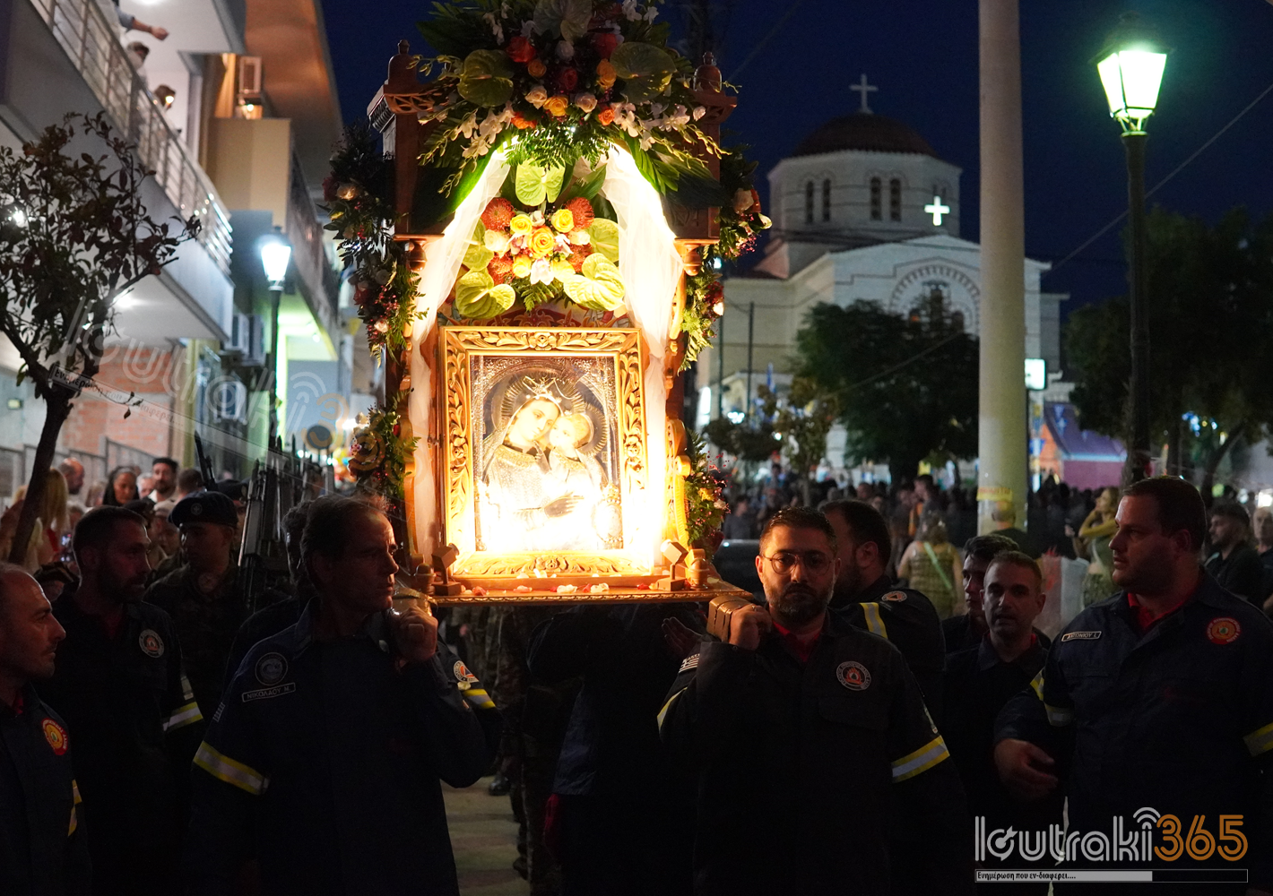 Μεγάλη η χάρη Της! Το Λουτράκι τίμησε την Πολιούχο του, Παναγία ...