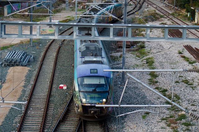 Σίριαλ τα «ατυχήματα» με τα τρένα κι ας πηγαίνουν σαν χελώνες ...