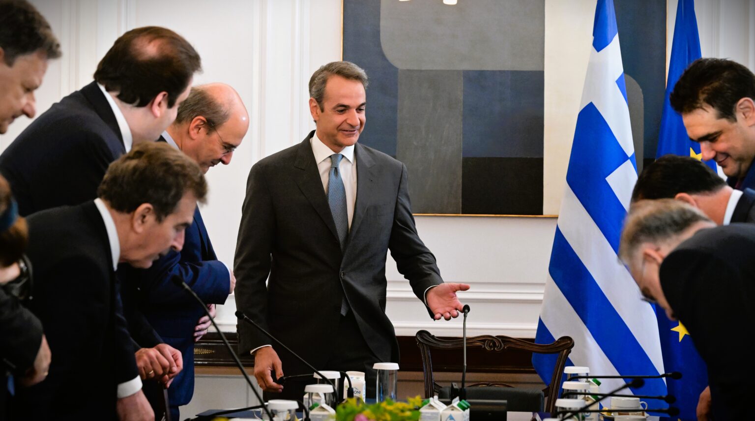 Το σενάριο της αλλαγής αρχηγού… «εν πτήσει» στη ΝΔ..... Γιώργος ...