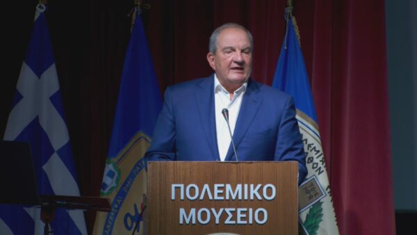 Καραμανλής: «Η Ελλάδα κινδυνεύει να βρεθεί σε κατάσταση ομηρίας από την ...