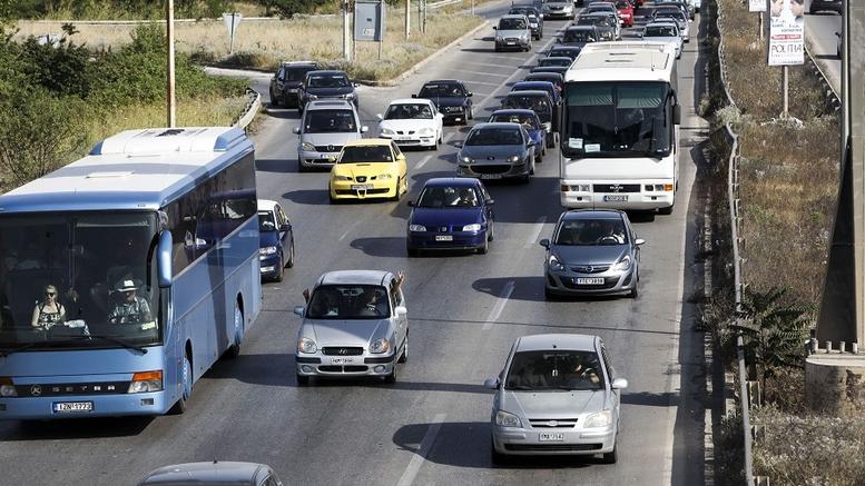 'Εκτακτα μέτρα της τροχαίας για τη μετακίνηση των εκδρομέων | Loutraki 365
